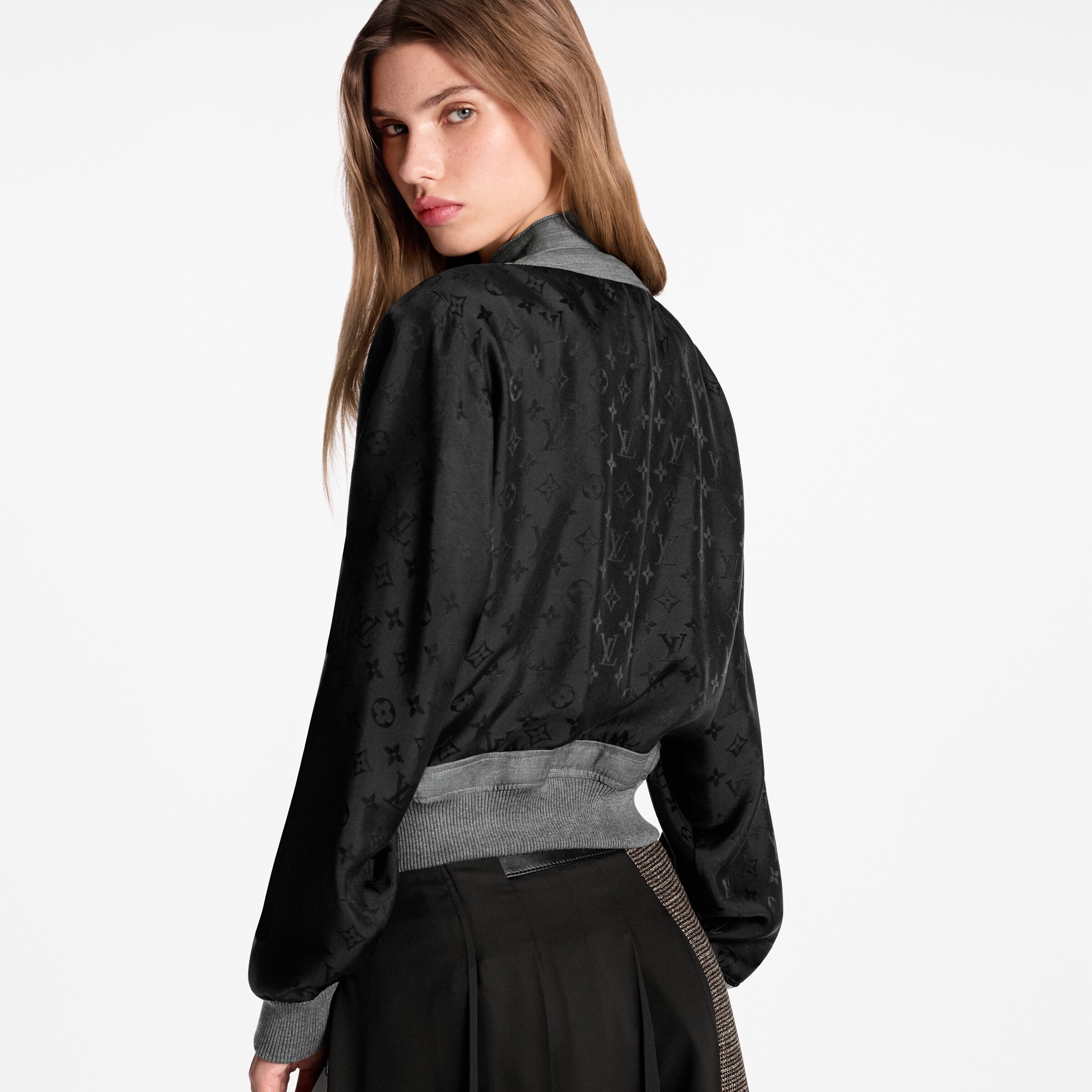 Reversible Name Tag Bomber Jacket - Ready-to-Wear | LOUIS VUITTON