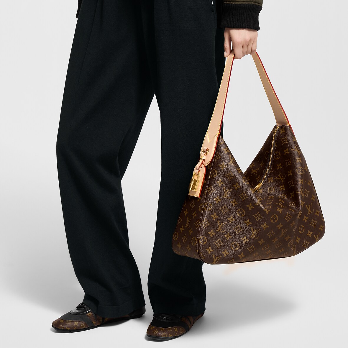Slouchy MM Monogram - Handbags | LOUIS VUITTON