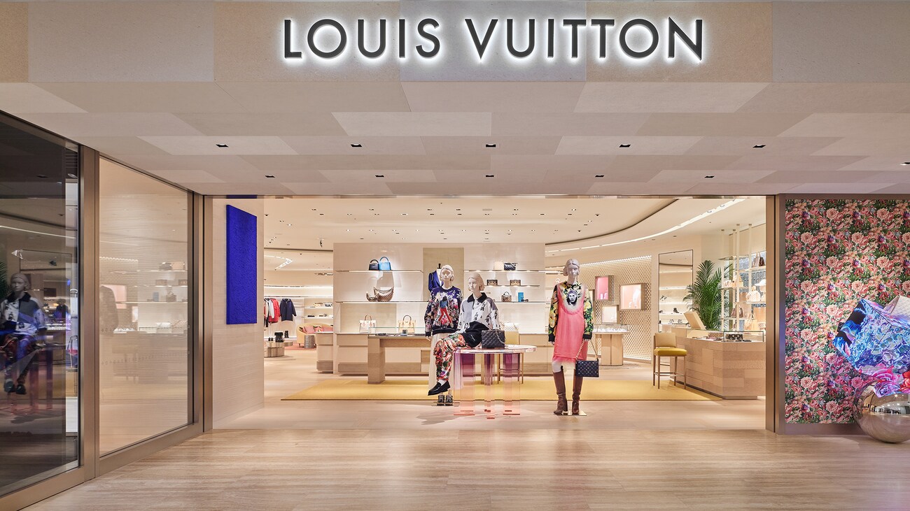 Louis Vuitton Yokohama Sogo Store in Yokohama, Japan | LOUIS VUITTON